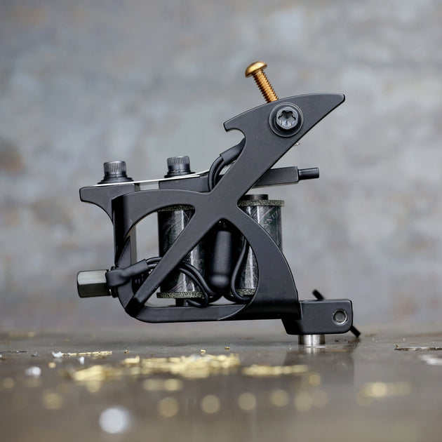 Aaron Cain Roundback Shader - Black x Black – Workhorse Irons